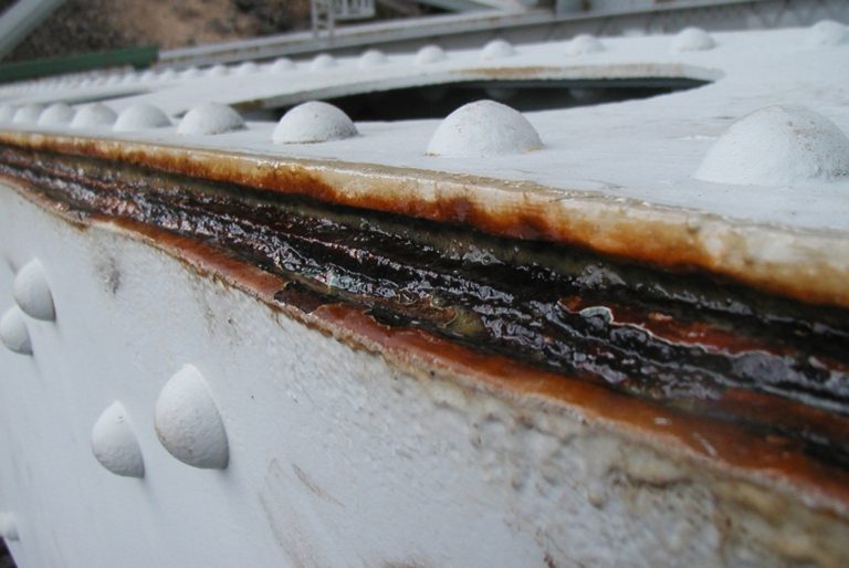 A Guide To Crevice Corrosion & How To Treat It